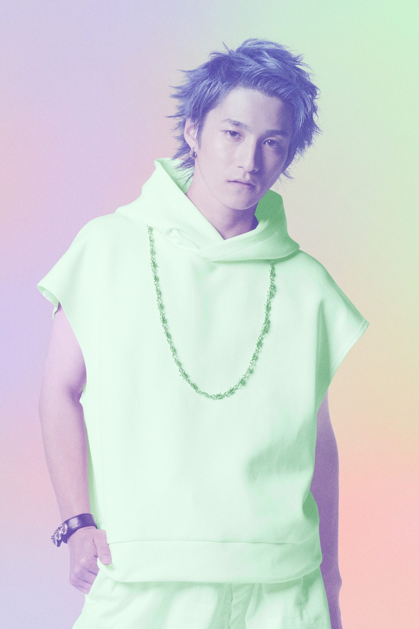 「ODDLORE」RYUICHIROの新たなソロビジュアルが公開 | ODDLORE